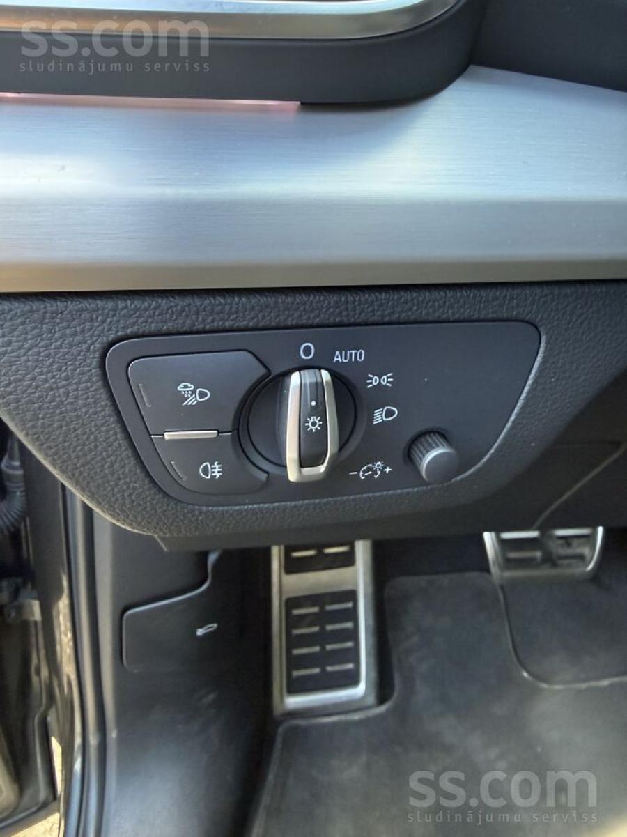 Grey Audi Q5 2020 in Ogre, with an engine capacity of 2.00 L and mileage of 45 thousand km for 30900 €, photo 35 on AUTOMOTO.COM.LV