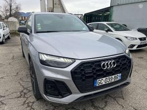 Grey Audi Q5 2021 in Kaunas, with an engine capacity of 2.00 L and mileage of 201 thousand km for 29500 €, photo 2 on AUTOMOTO.COM.LV