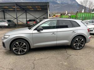 Grey Audi Q5 2021 in Kaunas, with an engine capacity of 2.00 L and mileage of 201 thousand km for 29500 €, photo 6 on AUTOMOTO.COM.LV