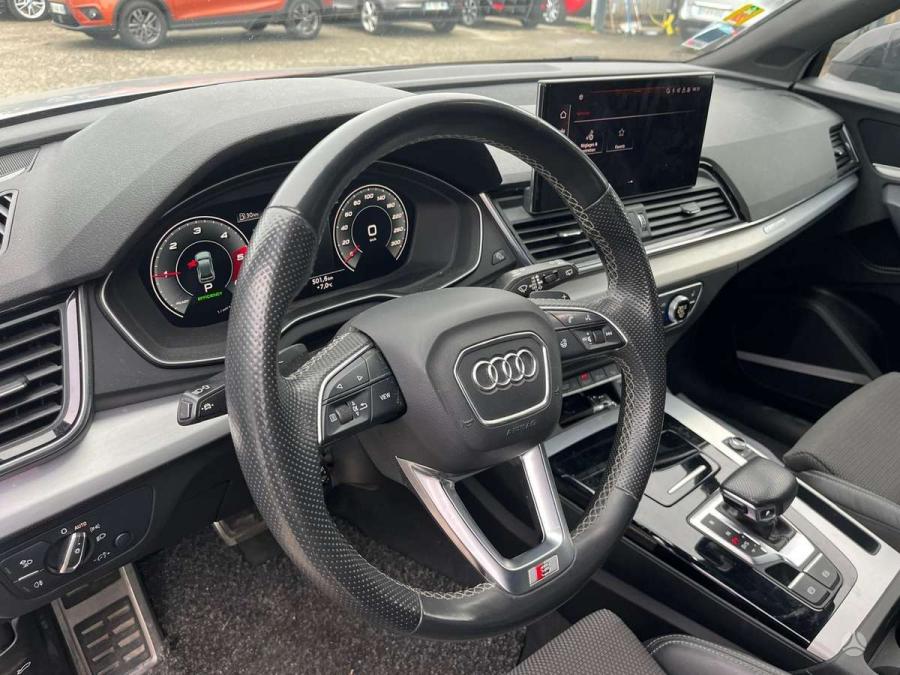 Grey Audi Q5 2021 in Kaunas, with an engine capacity of 2.00 L and mileage of 201 thousand km for 29500 €, photo 9 on AUTOMOTO.COM.LV