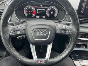 Grey Audi Q5 2021 in Kaunas, with an engine capacity of 2.00 L and mileage of 201 thousand km for 29500 €, photo 11 on AUTOMOTO.COM.LV