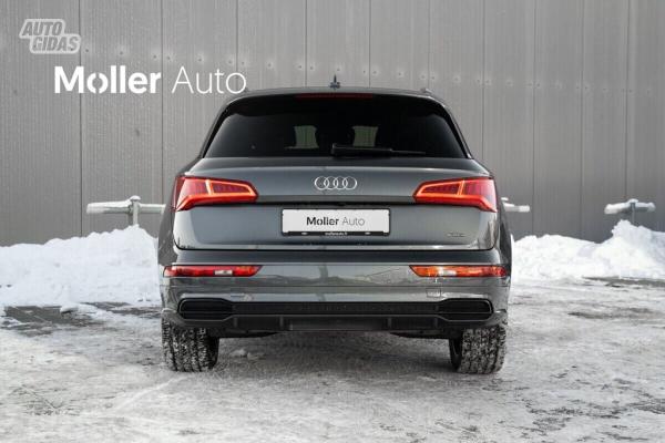 Pelēks Audi Q5 2021 Viļņa, ar dzinēja tilpumu 2.00 L un nobraukumu 133 tūkst. km par 33900 €, foto 5 vietnē AUTOMOTO.COM.LV