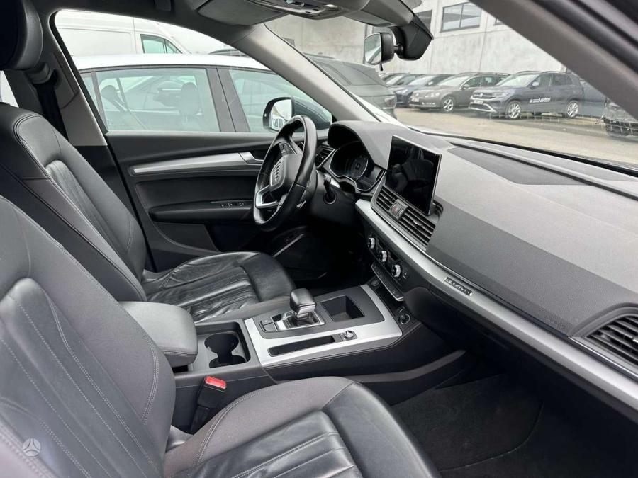 Pelēks Audi Q5 2021 Šauļi, ar dzinēja tilpumu 1.97 L un nobraukumu 199 tūkst. km par 23800 €, foto 5 vietnē AUTOMOTO.COM.LV