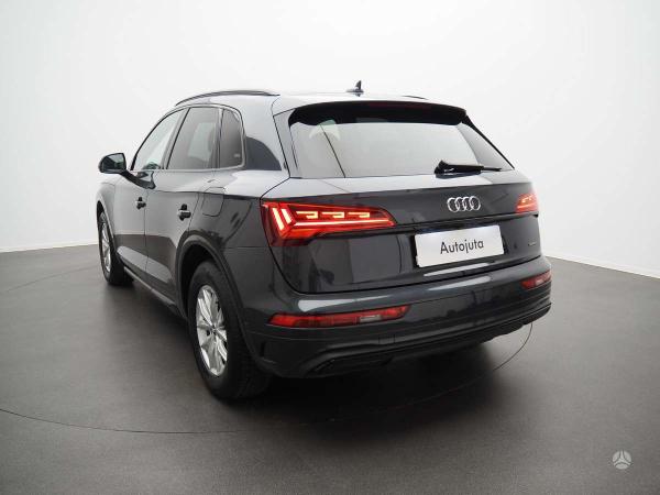 Grey Audi Q5 2021 in Vilnius, with an engine capacity of 1.98 L and mileage of 156 thousand km for 33000 €, photo 6 on AUTOMOTO.COM.LV