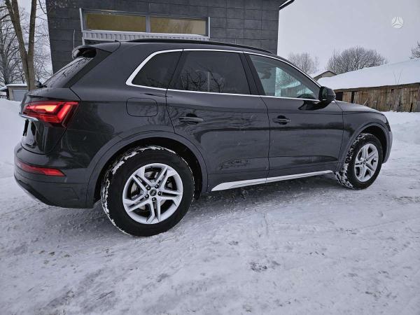 Grey Audi Q5 2021 in Radviliskis, with an engine capacity of 1.97 L and mileage of 175 thousand km for 25200 €, photo 5 on AUTOMOTO.COM.LV