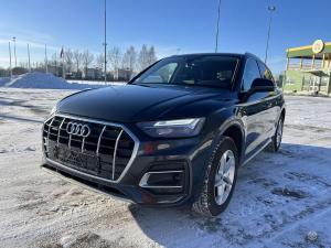Grey Audi Q5 2021 in Siauliai, with an engine capacity of 2.00 L and mileage of 200 thousand km for 23500 €, photo 3 on AUTOMOTO.COM.LV