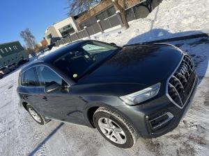 Grey Audi Q5 2021 in Siauliai, with an engine capacity of 2.00 L and mileage of 200 thousand km for 23500 €, photo 5 on AUTOMOTO.COM.LV