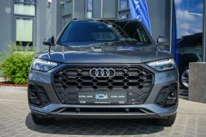 Grey Audi Q5 2021 in Kaunas, with an engine capacity of 1.97 L and mileage of 212 thousand km for 27950 €, photo 5 on AUTOMOTO.COM.LV