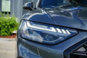 Grey Audi Q5 2021 in Kaunas, with an engine capacity of 1.97 L and mileage of 212 thousand km for 27950 €, photo 8 on AUTOMOTO.COM.LV