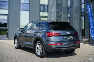 Grey Audi Q5 2021 in Kaunas, with an engine capacity of 1.97 L and mileage of 212 thousand km for 27950 €, photo 10 on AUTOMOTO.COM.LV