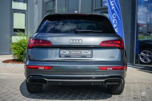 Grey Audi Q5 2021 in Kaunas, with an engine capacity of 1.97 L and mileage of 212 thousand km for 27950 €, photo 13 on AUTOMOTO.COM.LV