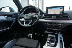 Grey Audi Q5 2021 in Kaunas, with an engine capacity of 1.97 L and mileage of 212 thousand km for 27950 €, photo 20 on AUTOMOTO.COM.LV