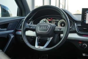 Grey Audi Q5 2021 in Kaunas, with an engine capacity of 1.97 L and mileage of 212 thousand km for 27950 €, photo 21 on AUTOMOTO.COM.LV