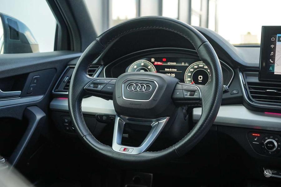 Grey Audi Q5 2021 in Kaunas, with an engine capacity of 1.97 L and mileage of 212 thousand km for 27950 €, photo 21 on AUTOMOTO.COM.LV
