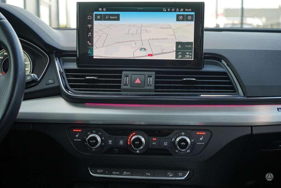 Grey Audi Q5 2021 in Kaunas, with an engine capacity of 1.97 L and mileage of 212 thousand km for 27950 €, photo 23 on AUTOMOTO.COM.LV