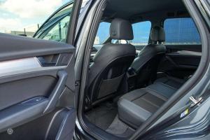Grey Audi Q5 2021 in Kaunas, with an engine capacity of 1.97 L and mileage of 212 thousand km for 27950 €, photo 34 on AUTOMOTO.COM.LV