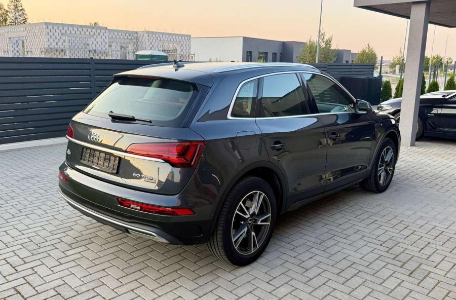 Pelēks Audi Q5 2021 Viļņa, ar dzinēja tilpumu 1.98 L un nobraukumu 94 tūkst. km par 29990 €, foto 6 vietnē AUTOMOTO.COM.LV