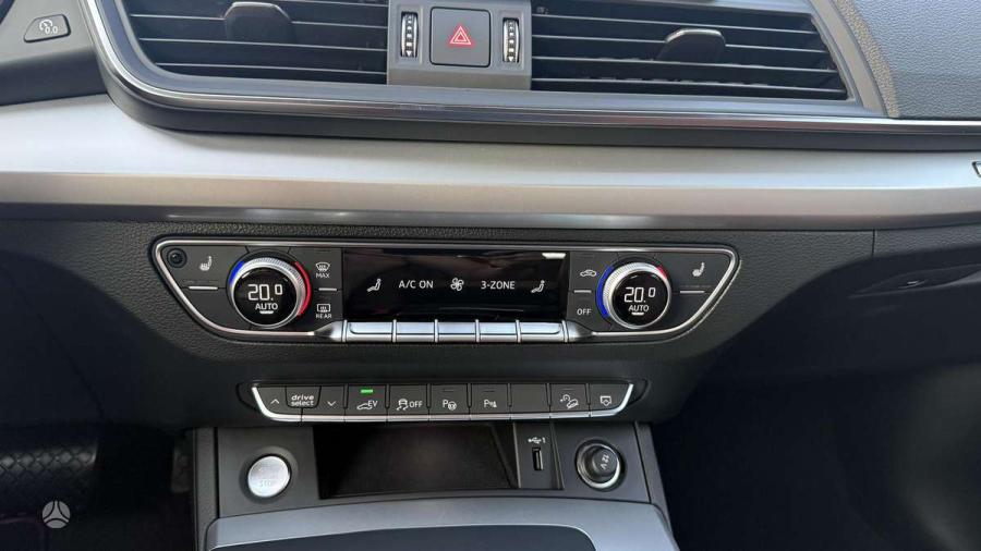 Pelēks Audi Q5 2021 Viļņa, ar dzinēja tilpumu 1.98 L un nobraukumu 94 tūkst. km par 29990 €, foto 19 vietnē AUTOMOTO.COM.LV