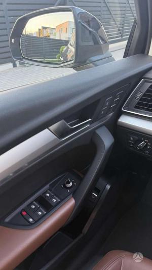 Pelēks Audi Q5 2021 Viļņa, ar dzinēja tilpumu 1.98 L un nobraukumu 94 tūkst. km par 29990 €, foto 20 vietnē AUTOMOTO.COM.LV