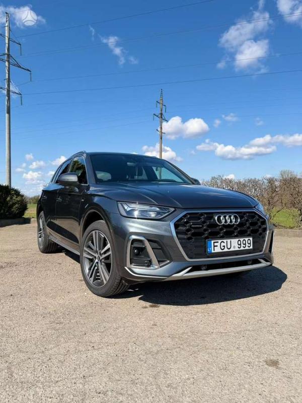 Grey Audi Q5 2021 in Telschi, with an engine capacity of 2.00 L and mileage of 128 thousand km for 28800 €, photo 2 on AUTOMOTO.COM.LV