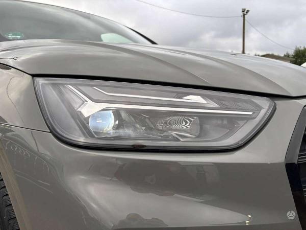 Pelēks Audi Q5 2021 Viļņa, ar dzinēja tilpumu 1.98 L un nobraukumu 34 tūkst. km par 36200 €, foto 5 vietnē AUTOMOTO.COM.LV