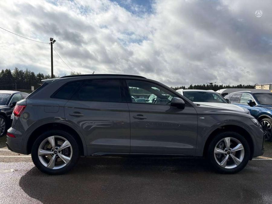 Grey Audi Q5 2021 in Vilnius, with an engine capacity of 1.98 L and mileage of 34 thousand km for 36200 €, photo 7 on AUTOMOTO.COM.LV