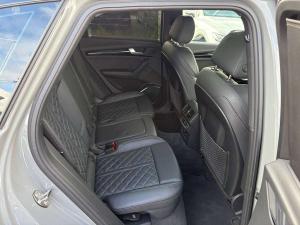 Grey Audi Q5 2021 in Vilnius, with an engine capacity of 1.98 L and mileage of 34 thousand km for 36200 €, photo 20 on AUTOMOTO.COM.LV