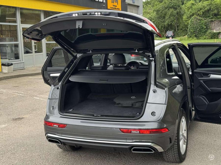 Pelēks Audi Q5 2021 Jonava, ar dzinēja tilpumu 2.00 L un nobraukumu 250 tūkst. km par 24950 €, foto 23 vietnē AUTOMOTO.COM.LV