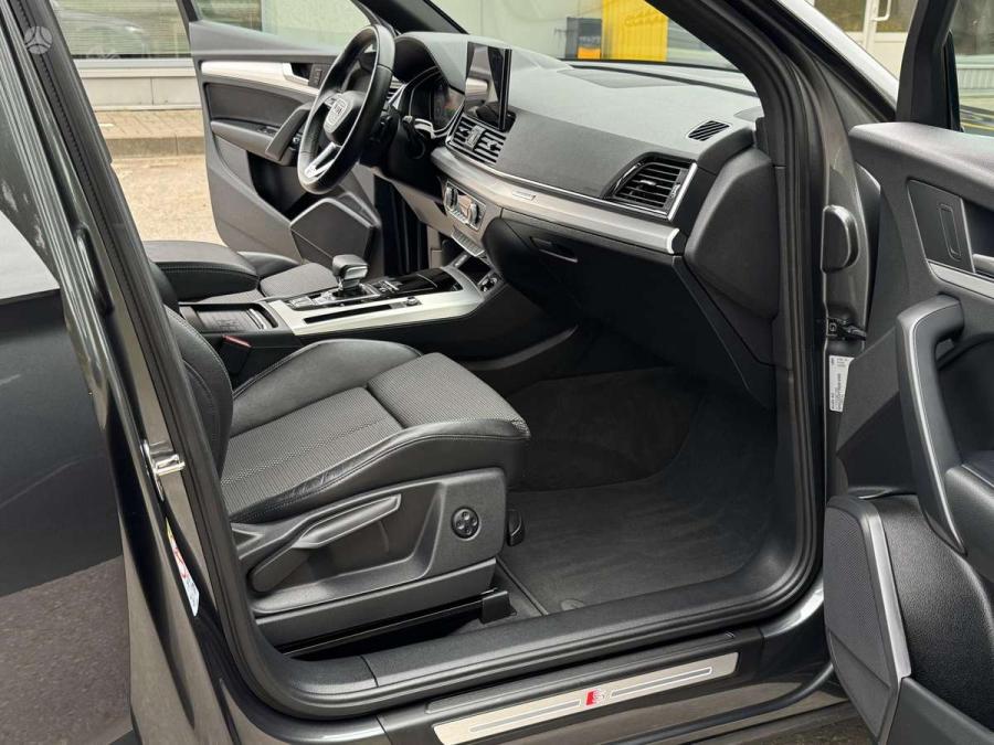 Pelēks Audi Q5 2021 Jonava, ar dzinēja tilpumu 2.00 L un nobraukumu 250 tūkst. km par 24950 €, foto 31 vietnē AUTOMOTO.COM.LV