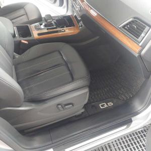 Grey Audi Q5 2021 in Kaunas, with an engine capacity of 1.98 L and mileage of 63 thousand km for 25800 €, photo 20 on AUTOMOTO.COM.LV