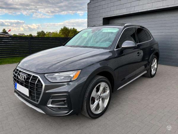 Grey Audi Q5 2021 in Mazeikiai, with an engine capacity of 1.98 L and mileage of 240 thousand km for 20100 €, photo 1 on AUTOMOTO.COM.LV