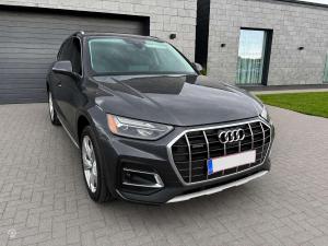 Grey Audi Q5 2021 in Mazeikiai, with an engine capacity of 1.98 L and mileage of 240 thousand km for 20100 €, photo 3 on AUTOMOTO.COM.LV