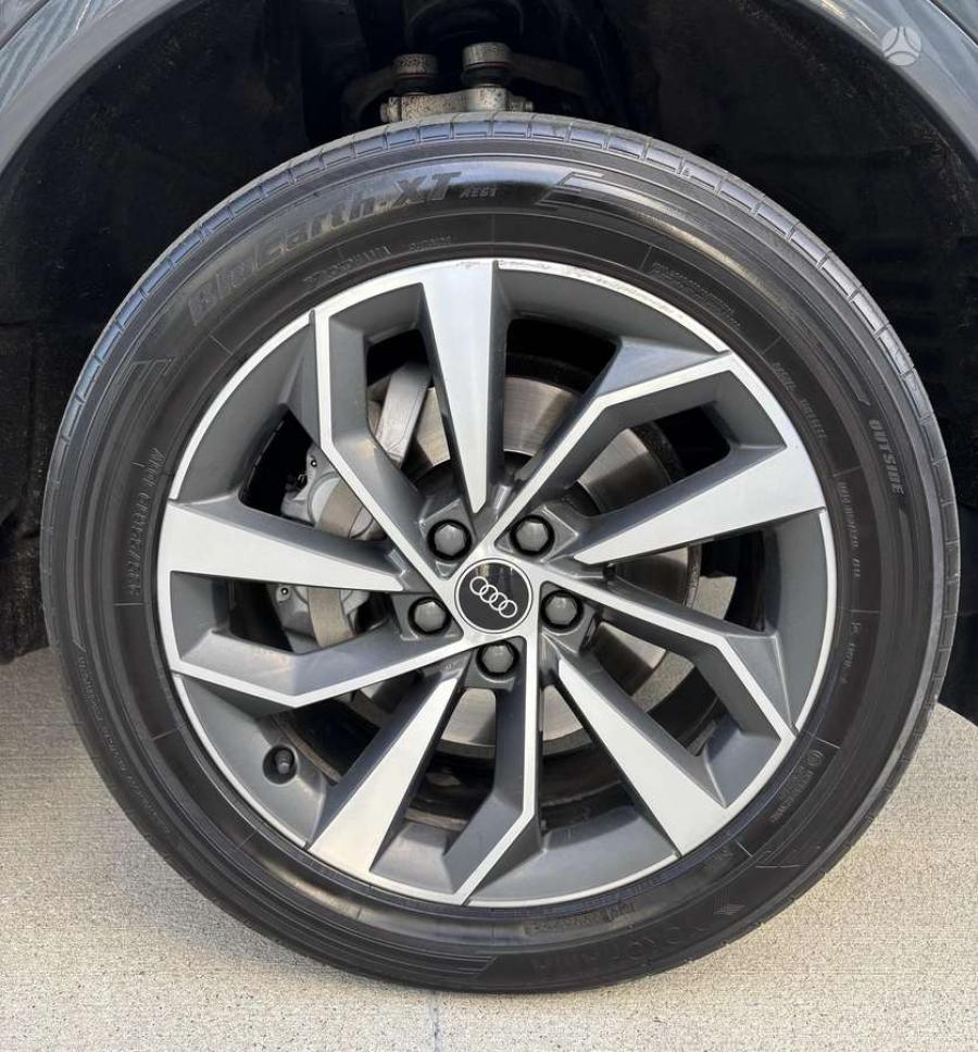 Grey Audi Q5 2021 in Vilnius, with an engine capacity of 1.98 L and mileage of 281 thousand km for 23100 €, photo 34 on AUTOMOTO.COM.LV