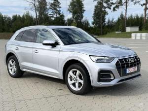 Grey Audi Q5 2021 in Vilnius, with an engine capacity of 1.98 L and mileage of 57 thousand km for 28900 €, photo 4 on AUTOMOTO.COM.LV