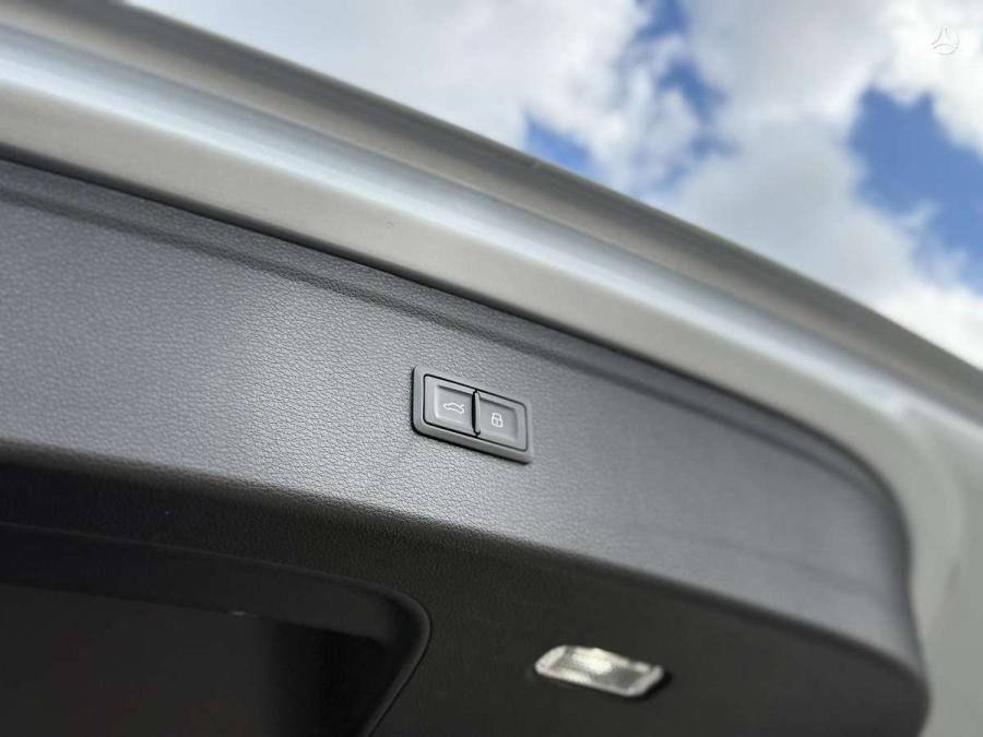 Grey Audi Q5 2021 in Vilnius, with an engine capacity of 1.98 L and mileage of 57 thousand km for 28900 €, photo 22 on AUTOMOTO.COM.LV