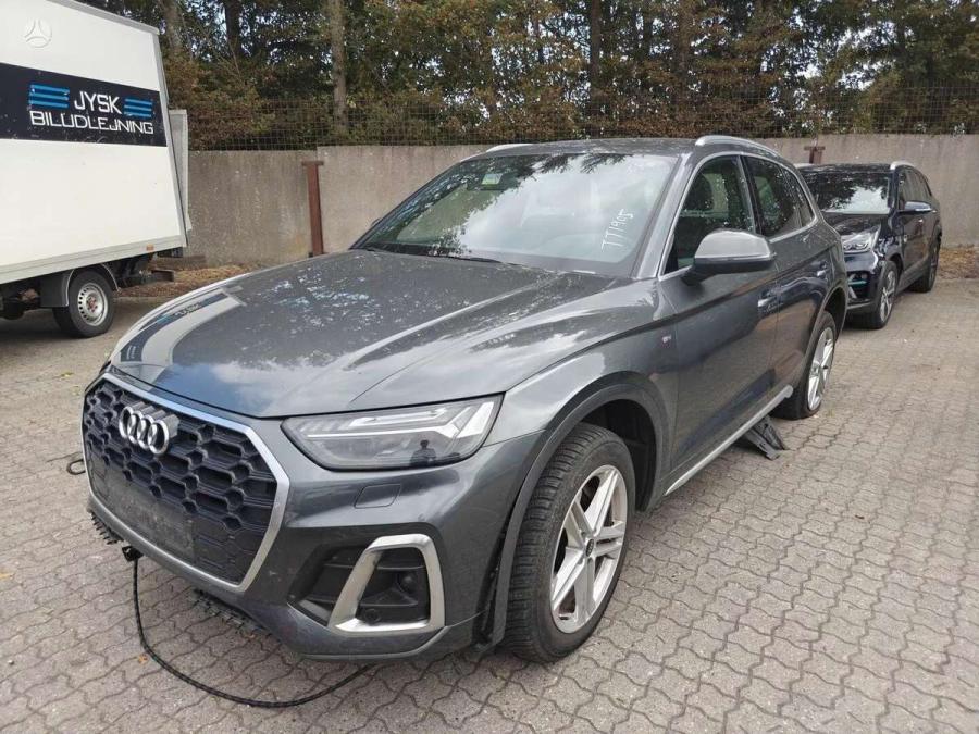 Grey Audi Q5 2021 in Mazeikiai, with an engine capacity of 1.98 L and mileage of 125 thousand km for 18999 €, photo 1 on AUTOMOTO.COM.LV