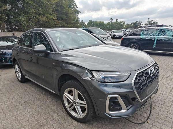 Grey Audi Q5 2021 in Mazeikiai, with an engine capacity of 1.98 L and mileage of 125 thousand km for 18999 €, photo 3 on AUTOMOTO.COM.LV