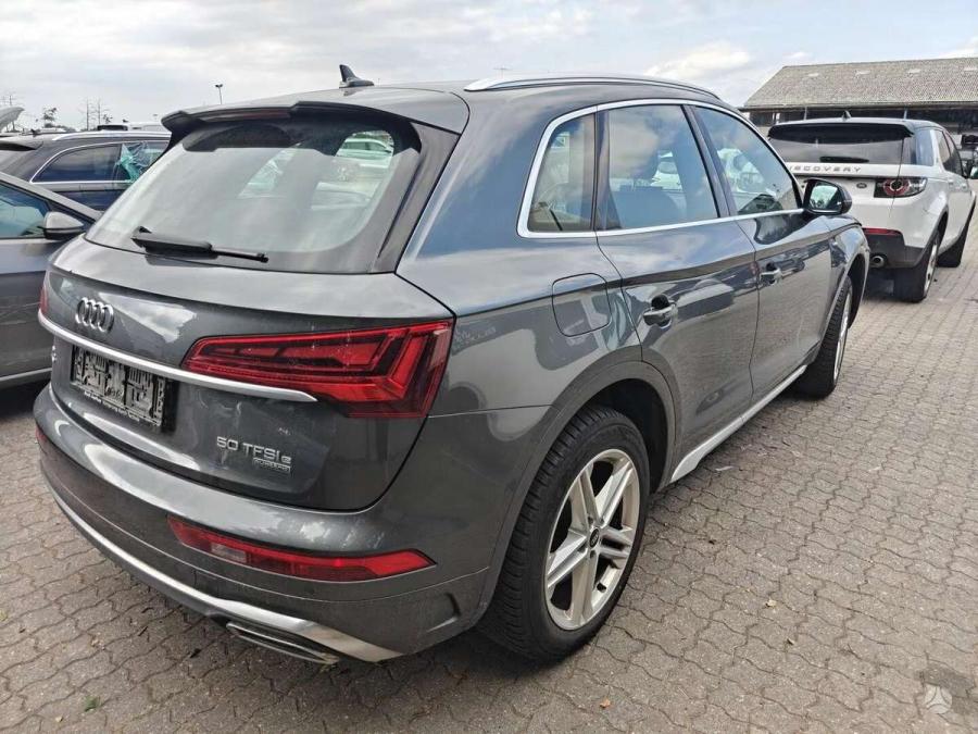 Grey Audi Q5 2021 in Mazeikiai, with an engine capacity of 1.98 L and mileage of 125 thousand km for 18999 €, photo 5 on AUTOMOTO.COM.LV