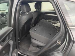 Grey Audi Q5 2021 in Mazeikiai, with an engine capacity of 1.98 L and mileage of 125 thousand km for 18999 €, photo 13 on AUTOMOTO.COM.LV