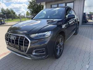 Grey Audi Q5 2021 in Siauliai, with an engine capacity of 1.97 L and mileage of 162 thousand km for 32990 €, photo 3 on AUTOMOTO.COM.LV