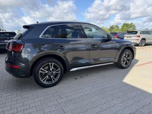Grey Audi Q5 2021 in Siauliai, with an engine capacity of 1.97 L and mileage of 162 thousand km for 32990 €, photo 8 on AUTOMOTO.COM.LV