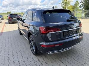 Grey Audi Q5 2021 in Siauliai, with an engine capacity of 1.97 L and mileage of 162 thousand km for 32990 €, photo 12 on AUTOMOTO.COM.LV