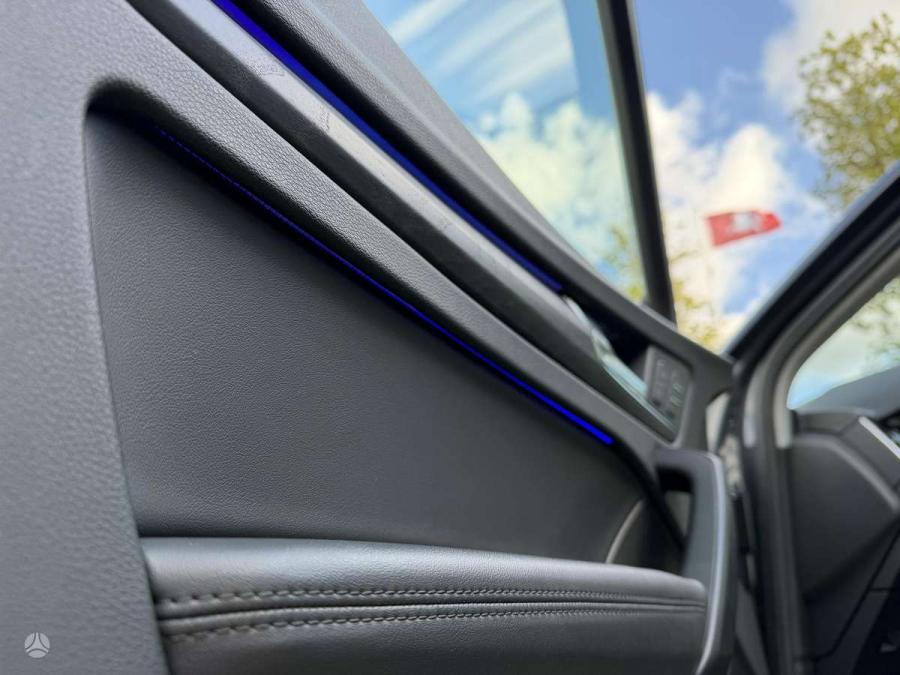 Grey Audi Q5 2021 in Siauliai, with an engine capacity of 1.97 L and mileage of 162 thousand km for 32990 €, photo 16 on AUTOMOTO.COM.LV