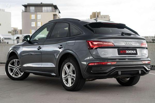 Pelēks Audi Q5 2021 Viļņa, ar dzinēja tilpumu 1.98 L un nobraukumu 96 tūkst. km par 36500 €, foto 11 vietnē AUTOMOTO.COM.LV