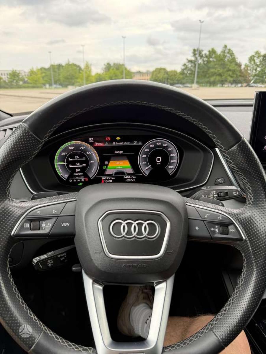 Pelēks Audi Q5 2021 Kauņa, ar dzinēja tilpumu 2.00 L un nobraukumu 167 tūkst. km par 33000 €, foto 24 vietnē AUTOMOTO.COM.LV