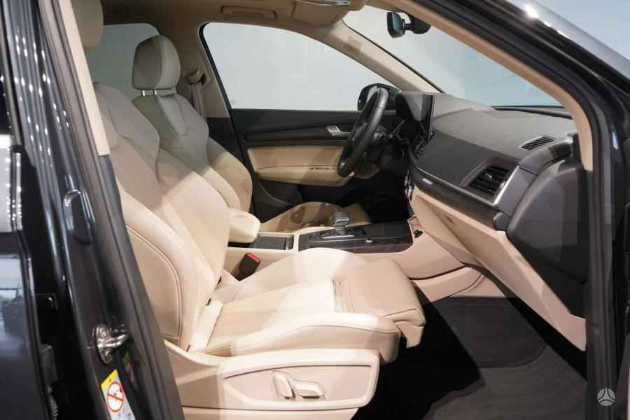 Pelēks Audi Q5 2021 Viļņa, ar dzinēja tilpumu 1.97 L un nobraukumu 83 tūkst. km par 31900 €, foto 11 vietnē AUTOMOTO.COM.LV