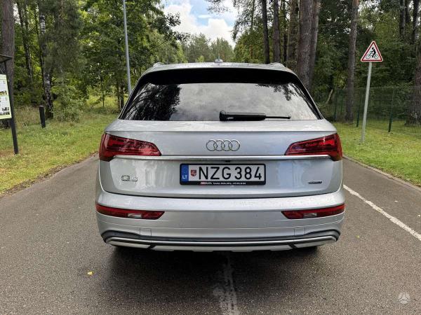 Grey Audi Q5 2021 in Pasvalys, with an engine capacity of 1.98 L and mileage of 58 thousand km for 28999 €, photo 8 on AUTOMOTO.COM.LV