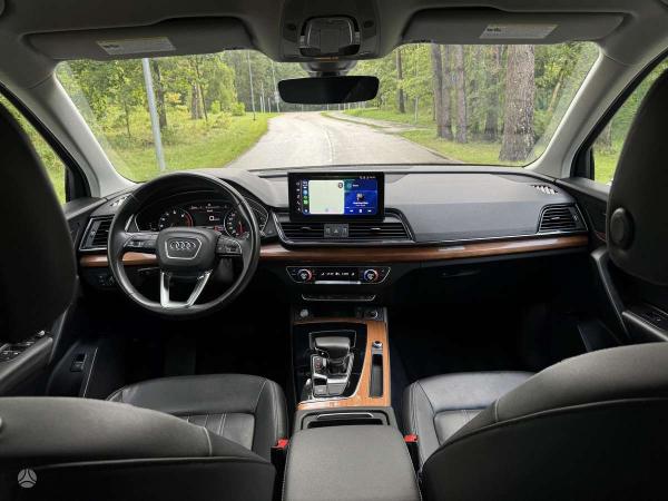 Grey Audi Q5 2021 in Pasvalys, with an engine capacity of 1.98 L and mileage of 58 thousand km for 28999 €, photo 10 on AUTOMOTO.COM.LV