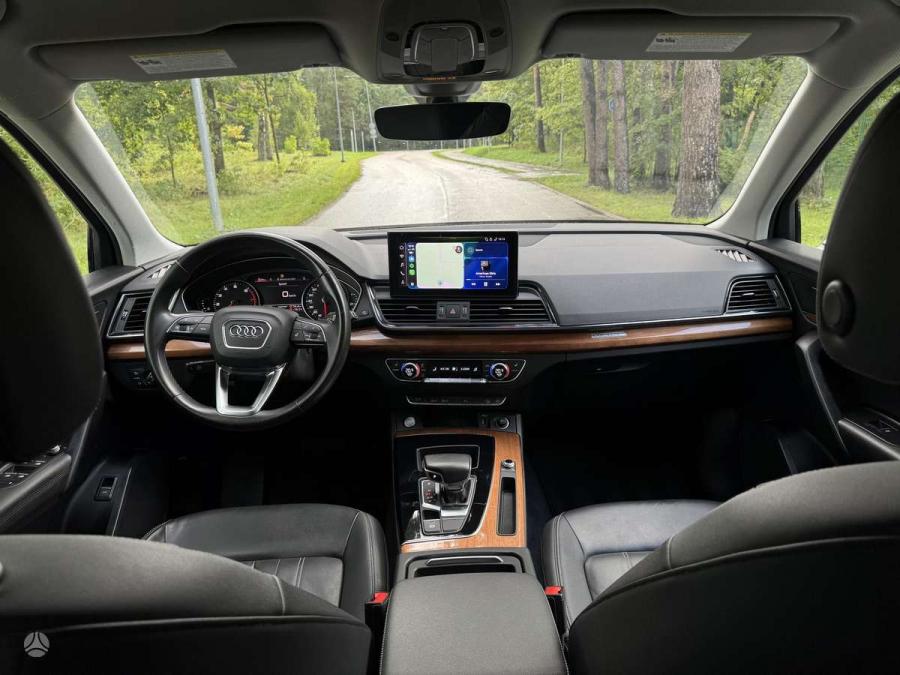 Grey Audi Q5 2021 in Pasvalys, with an engine capacity of 1.98 L and mileage of 58 thousand km for 28999 €, photo 10 on AUTOMOTO.COM.LV