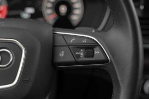 Grey Audi Q5 2021 in Vilnius, with an engine capacity of 1.98 L and mileage of 17 thousand km for 31500 €, photo 19 on AUTOMOTO.COM.LV